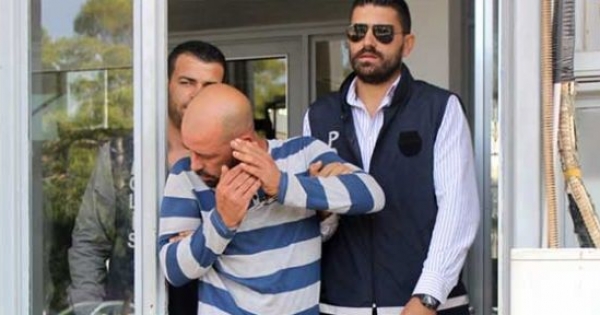 Hasan Sarı batağa saplandı